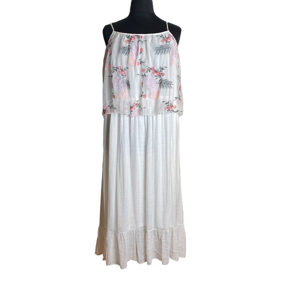 Avenue | Dresses | Avenue Dress Womens 26 Flowy Flare Spaghetti Straps ...